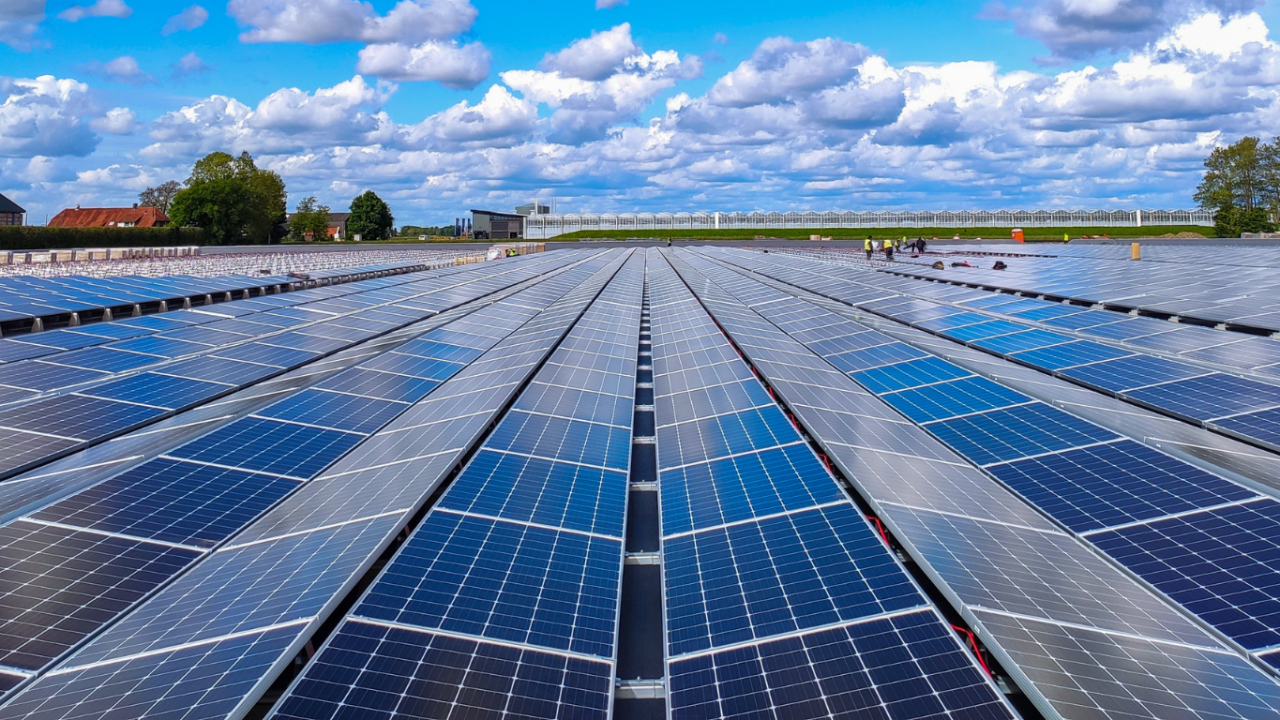 5 Ways to Optimize Solar Farm Monitoring - Imageryst